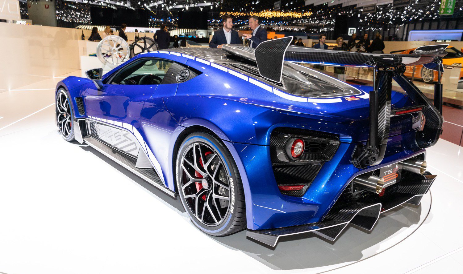 Zenvo TSR-S technical specifications and fuel economy